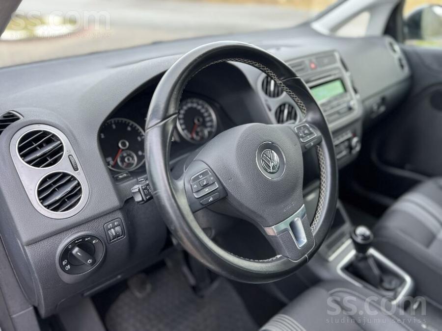 Volkswagen Golf Plus 2012 Cēsis, ar dzinēja tilpumu 1.60 L un nobraukumu 198 tūkst. km par 5750 €, foto 10 vietnē AUTOMOTO.COM.LV