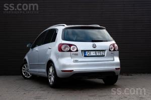 Volkswagen Golf Plus 2012 Rīga, ar dzinēja tilpumu 1.20 L un nobraukumu 198 tūkst. km par 5390 €, foto 5 vietnē AUTOMOTO.COM.LV