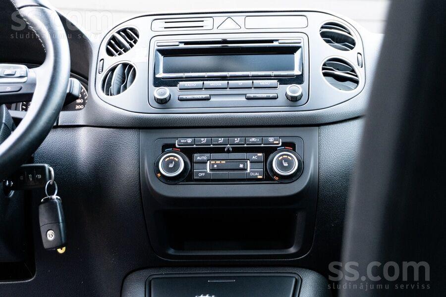 Volkswagen Golf Plus 2012 Rīga, ar dzinēja tilpumu 1.20 L un nobraukumu 198 tūkst. km par 5390 €, foto 14 vietnē AUTOMOTO.COM.LV