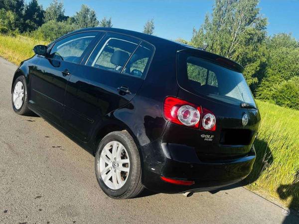 Volkswagen Golf Plus 2012 Šauļi, ar dzinēja tilpumu 1.90 L un nobraukumu 270 tūkst. km par 5100 €, foto 2 vietnē AUTOMOTO.COM.LV