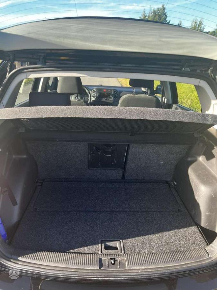 Volkswagen Golf Plus 2012 in Siauliai, with an engine capacity of 1.90 L and mileage of 270 thousand km for 5100 €, photo 9 on AUTOMOTO.COM.LV