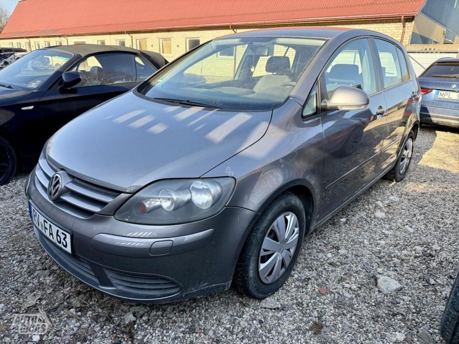 Volkswagen Golf Plus 2025 Viļņa, ar dzinēja tilpumu 1.60 L un nobraukumu 122 tūkst. km par 1900 €, foto 1 vietnē AUTOMOTO.COM.LV