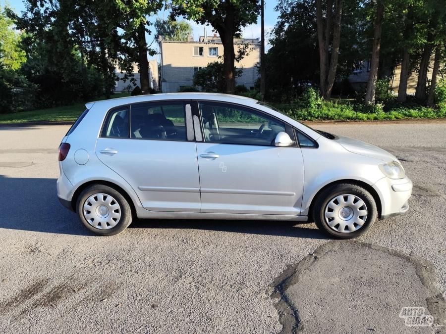 Volkswagen Golf Plus 2005 Kauņa, ar dzinēja tilpumu 1.90 L un nobraukumu 300 tūkst. km par 1650 €, foto 6 vietnē AUTOMOTO.COM.LV
