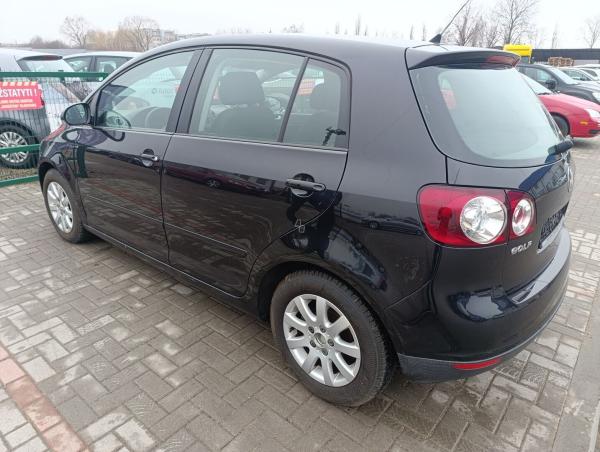 Volkswagen Golf Plus 2005 Kretinga, ar dzinēja tilpumu 1.40 L un nobraukumu 242 tūkst. km par 2550 €, foto 3 vietnē AUTOMOTO.COM.LV