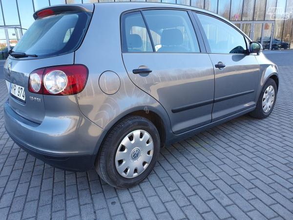 Volkswagen Golf Plus 2005 in Siauliai, with an engine capacity of 1.60 L and mileage of 170 thousand km for 1600 €, photo 4 on AUTOMOTO.COM.LV