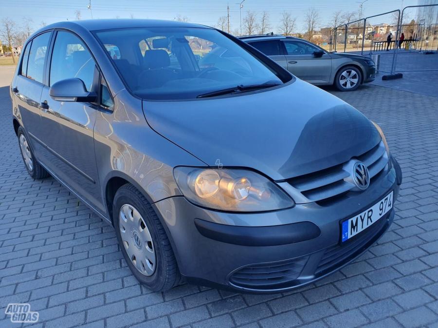 Volkswagen Golf Plus 2005 in Siauliai, with an engine capacity of 1.60 L and mileage of 170 thousand km for 1800 €, photo 7 on AUTOMOTO.COM.LV