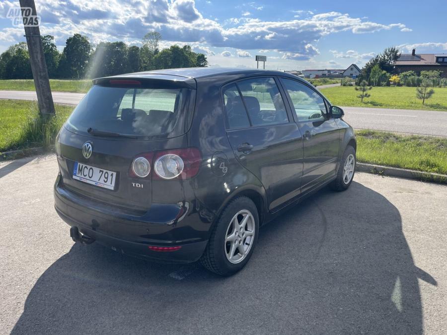 Volkswagen Golf Plus 2005 in Kaunas, with an engine capacity of 1.90 L and mileage of 340 thousand km for 1000 €, photo 4 on AUTOMOTO.COM.LV