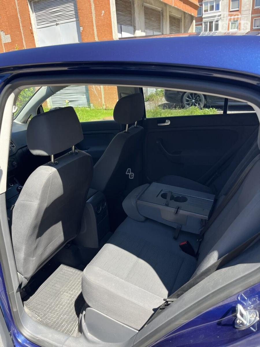 Volkswagen Golf Plus 2005 in Klaipeda, with an engine capacity of 1.40 L and mileage of 267 thousand km for 1100 €, photo 7 on AUTOMOTO.COM.LV