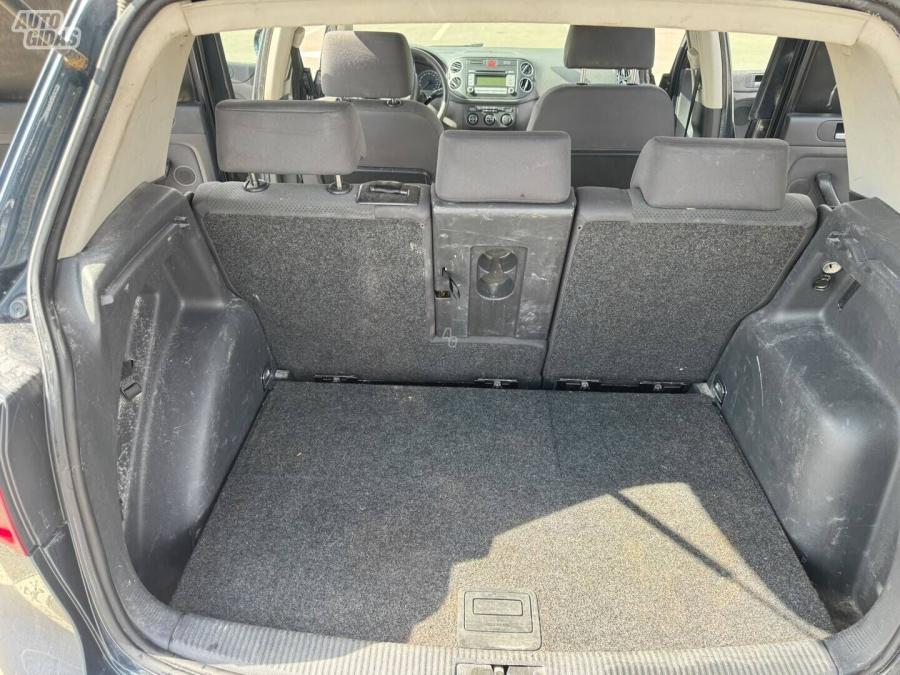 Volkswagen Golf Plus 2005 Šauļi, ar dzinēja tilpumu 1.90 L un nobraukumu 30 tūkst. km par 1100 €, foto 10 vietnē AUTOMOTO.COM.LV