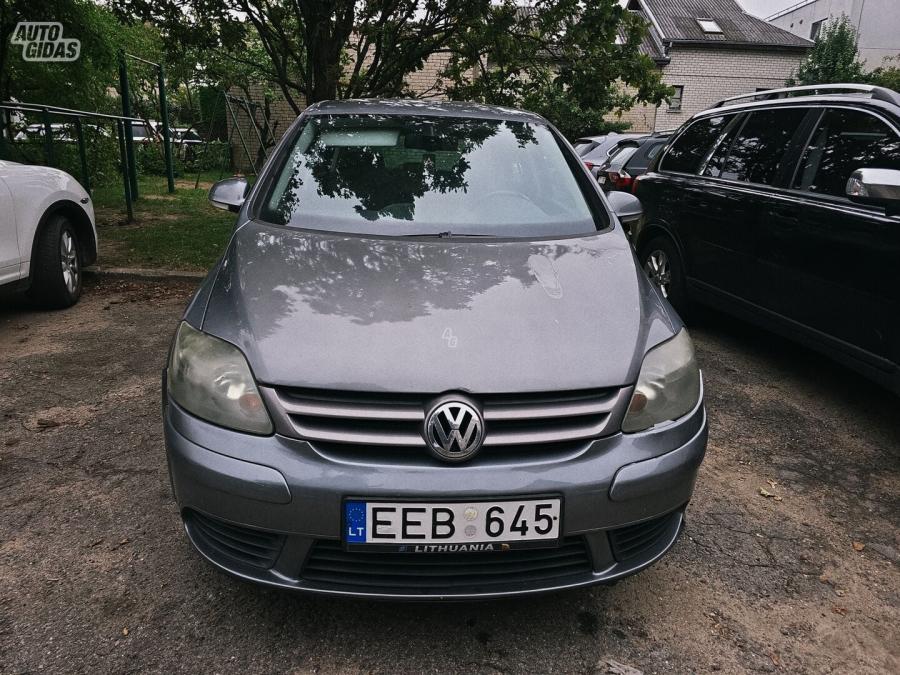 Volkswagen Golf Plus 2005 Širvintos, ar dzinēja tilpumu 1.90 L un nobraukumu 275 tūkst. km par 399 €, foto 1 vietnē AUTOMOTO.COM.LV