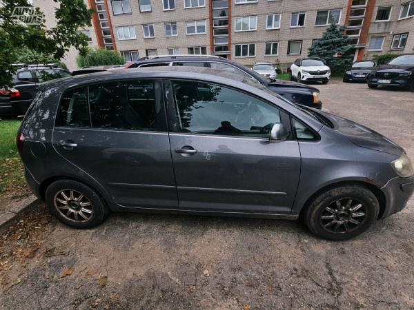 Volkswagen Golf Plus 2005 Širvintos, ar dzinēja tilpumu 1.90 L un nobraukumu 275 tūkst. km par 399 €, foto 3 vietnē AUTOMOTO.COM.LV