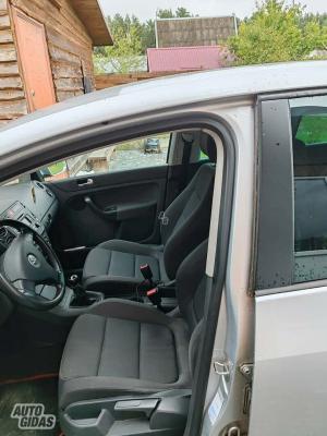 Volkswagen Golf Plus 2005 in Jurbarkas, with an engine capacity of 1.90 L and mileage of 359 thousand km for 1050 €, photo 4 on AUTOMOTO.COM.LV