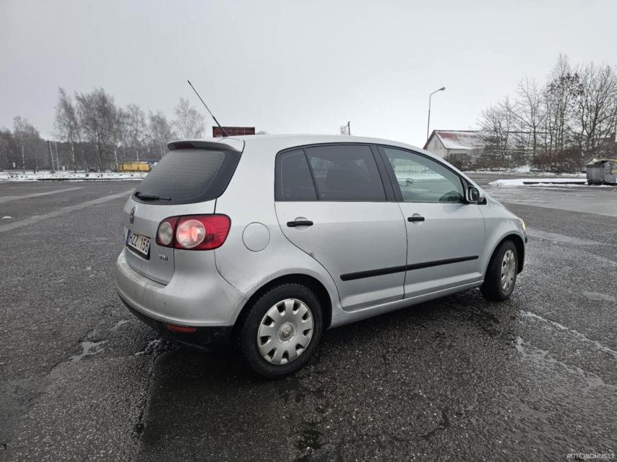 Volkswagen Golf Plus 2006 in Silute, with an engine capacity of 1.90 L and mileage of 0 thousand km for 1750 €, photo 5 on AUTOMOTO.COM.LV