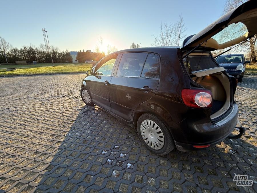 Volkswagen Golf Plus 2006 Panevēža, ar dzinēja tilpumu 1.40 L un nobraukumu 285 tūkst. km par 1450 €, foto 7 vietnē AUTOMOTO.COM.LV