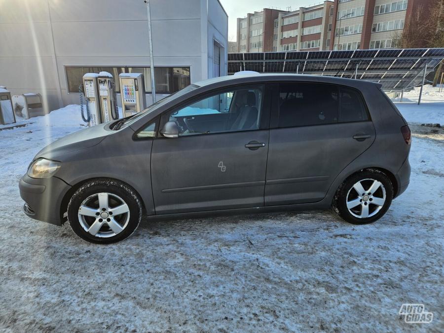 Volkswagen Golf Plus 2006 in Prienai, with an engine capacity of 1.90 L and mileage of 316 thousand km for 1450 €, photo 10 on AUTOMOTO.COM.LV