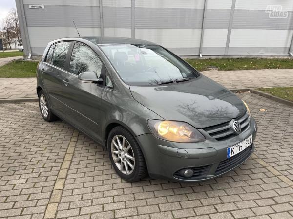 Volkswagen Golf Plus 2006 in Vilnius, with an engine capacity of 1.90 L and mileage of 250 thousand km for 850 €, photo 3 on AUTOMOTO.COM.LV