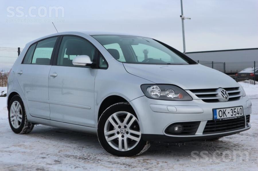 Volkswagen Golf Plus 2006 in Riga, with an engine capacity of 1.60 L and mileage of 238 thousand km for 3350 €, photo 2 on AUTOMOTO.COM.LV