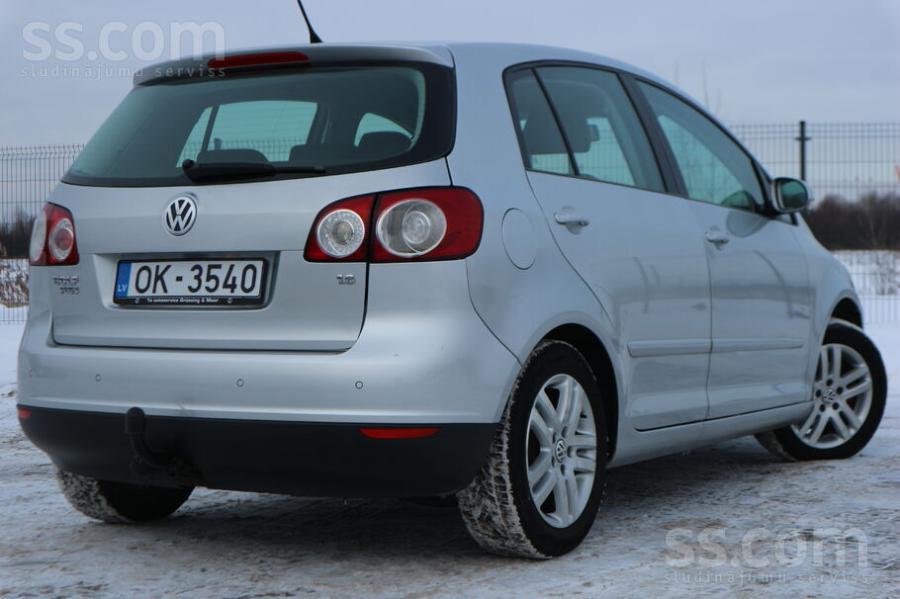 Volkswagen Golf Plus 2006 in Riga, with an engine capacity of 1.60 L and mileage of 238 thousand km for 3350 €, photo 7 on AUTOMOTO.COM.LV
