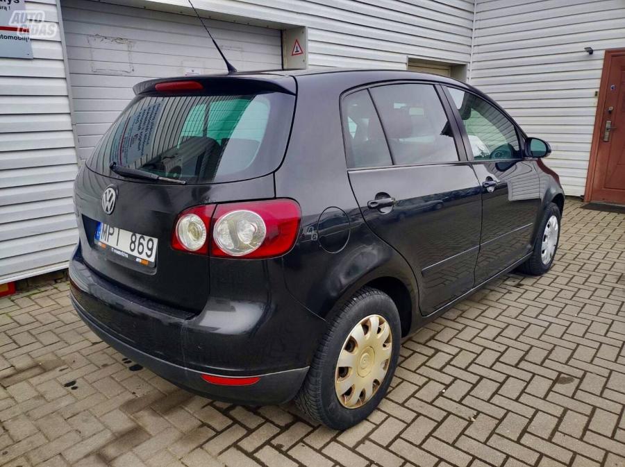 Фольксваген Гольф Плюс 2006 в Блюджяй, объемом двигателя 1.90 л и пробегом 100 тыс. км за 1730 €, фото 4 на AUTOMOTO.COM.LV
