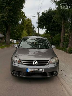 Volkswagen Golf Plus 2006 in Vilnius, with an engine capacity of 1.90 L and mileage of 287 thousand km for 1750 €, photo 3 on AUTOMOTO.COM.LV