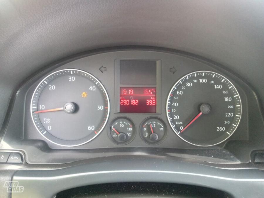Volkswagen Golf Plus 2006 Šauļi, ar dzinēja tilpumu 1.90 L un nobraukumu 290 tūkst. km par 1270 €, foto 14 vietnē AUTOMOTO.COM.LV