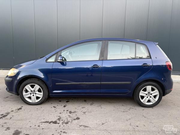 Volkswagen Golf Plus 2006 Panevēža, ar dzinēja tilpumu 1.90 L un nobraukumu 290 tūkst. km par 1550 €, foto 4 vietnē AUTOMOTO.COM.LV