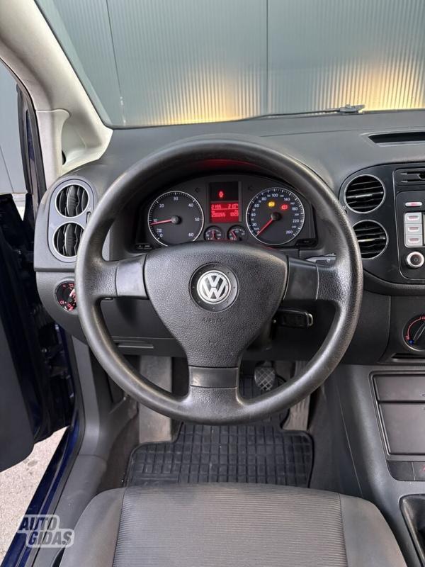 Volkswagen Golf Plus 2006 Panevēža, ar dzinēja tilpumu 1.90 L un nobraukumu 290 tūkst. km par 1550 €, foto 9 vietnē AUTOMOTO.COM.LV