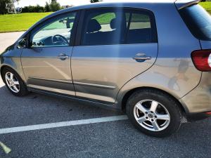 Volkswagen Golf Plus 2006 in Ukmerge, with an engine capacity of 1.90 L and mileage of 300 thousand km for 1600 €, photo 6 on AUTOMOTO.COM.LV