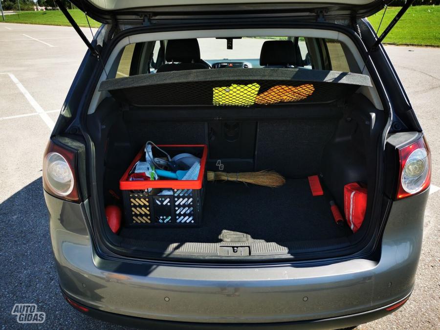 Volkswagen Golf Plus 2006 in Ukmerge, with an engine capacity of 1.90 L and mileage of 300 thousand km for 1600 €, photo 13 on AUTOMOTO.COM.LV