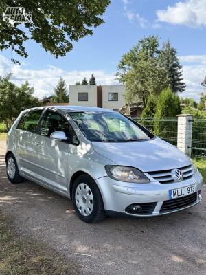 Volkswagen Golf Plus 2006 in Kaunas, with an engine capacity of 2.00 L and mileage of 300 thousand km for 2000 €, photo  on AUTOMOTO.COM.LV