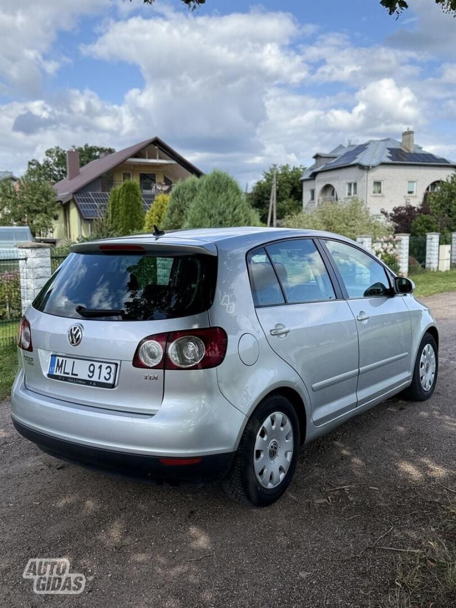 Volkswagen Golf Plus 2006 in Kaunas, with an engine capacity of 2.00 L and mileage of 300 thousand km for 2000 €, photo 6 on AUTOMOTO.COM.LV