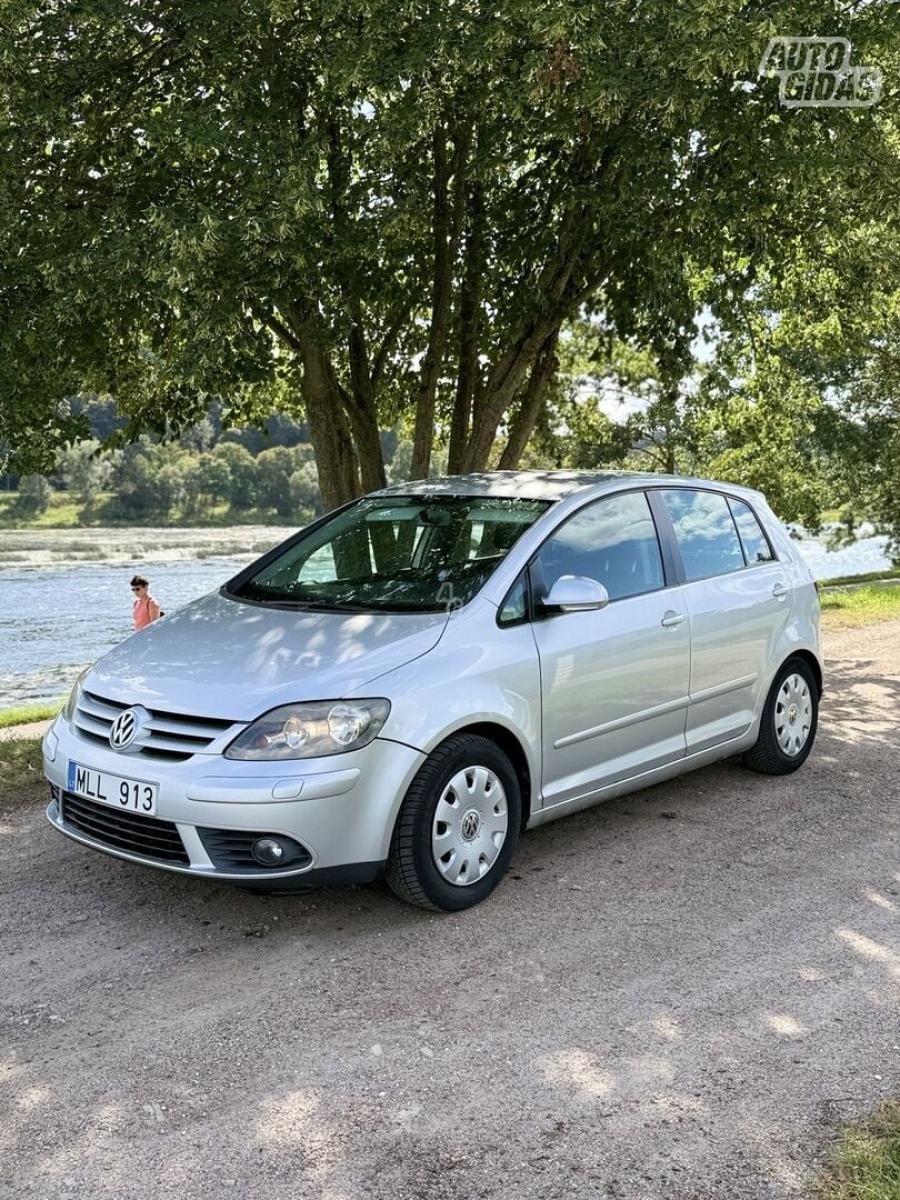 Volkswagen Golf Plus 2006 in Kaunas, with an engine capacity of 2.00 L and mileage of 300 thousand km for 2000 €, photo 10 on AUTOMOTO.COM.LV