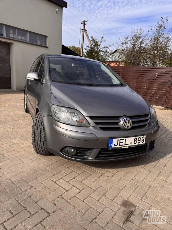 Volkswagen Golf Plus 2006 in Kaunas, with an engine capacity of 1.90 L and mileage of 408 thousand km for 1650 €, photo 6 on AUTOMOTO.COM.LV