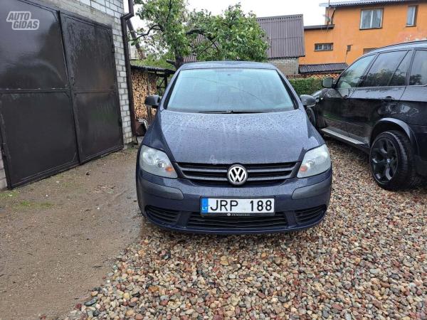 Volkswagen Golf Plus 2006 Telšiai vietnē Volkswagen Golf Plus 2006 Telšiai, ar dzinēja tilpumu 2.00 L un nobraukumu 340 tūkst. km par 850 €, foto 3 vietnē AUTOMOTO.COM.LV
