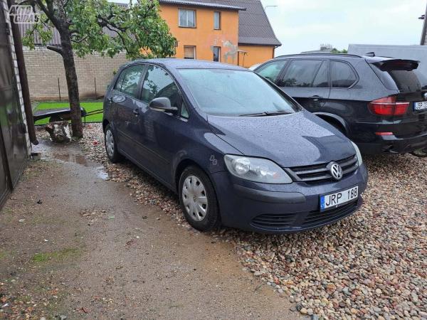 Volkswagen Golf Plus 2006 Telšiai vietnē Volkswagen Golf Plus 2006 Telšiai, ar dzinēja tilpumu 2.00 L un nobraukumu 340 tūkst. km par 850 €, foto 4 vietnē AUTOMOTO.COM.LV