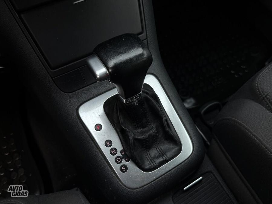 Volkswagen Golf Plus 2006 in Kaunas, with an engine capacity of 2.00 L and mileage of 217 thousand km for 1650 €, photo 16 on AUTOMOTO.COM.LV