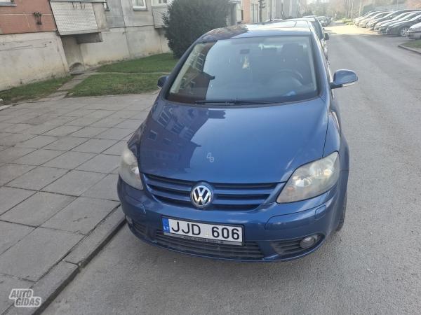 Volkswagen Golf Plus 2007 in Kretinga, with an engine capacity of 1.90 L and mileage of 287 thousand km for 700 €, photo 4 on AUTOMOTO.COM.LV