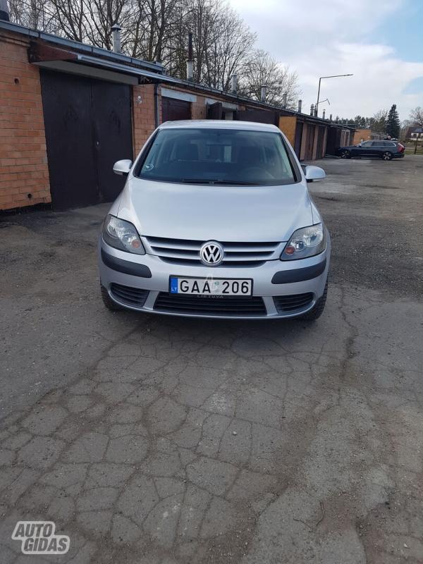 Volkswagen Golf Plus 2007 Viļņa, ar dzinēja tilpumu 1.90 L un nobraukumu 230 tūkst. km par 1400 €, foto 3 vietnē AUTOMOTO.COM.LV