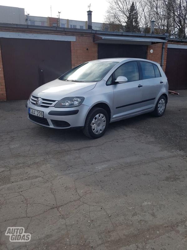 Volkswagen Golf Plus 2007 Viļņa, ar dzinēja tilpumu 1.90 L un nobraukumu 230 tūkst. km par 1400 €, foto 5 vietnē AUTOMOTO.COM.LV