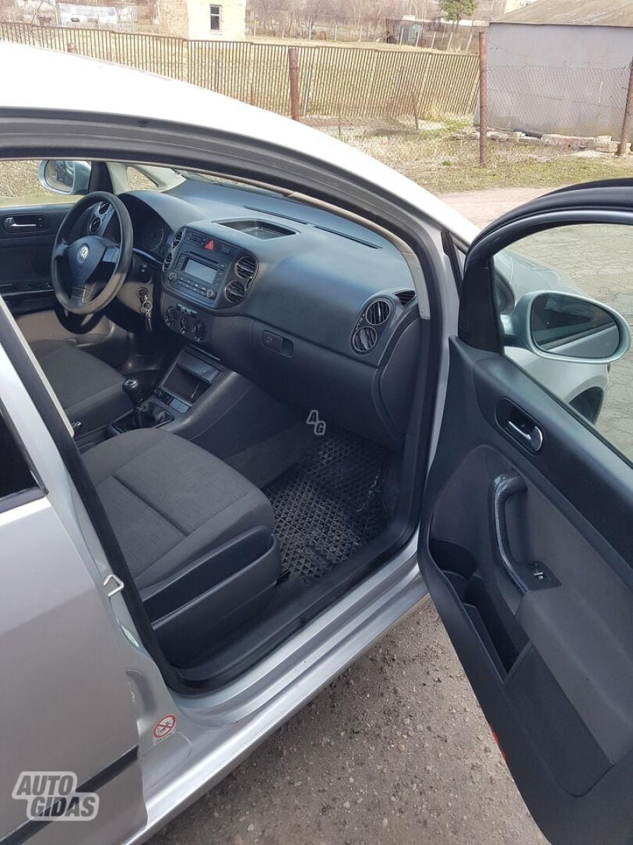 Volkswagen Golf Plus 2007 Viļņa, ar dzinēja tilpumu 1.90 L un nobraukumu 230 tūkst. km par 1400 €, foto 14 vietnē AUTOMOTO.COM.LV