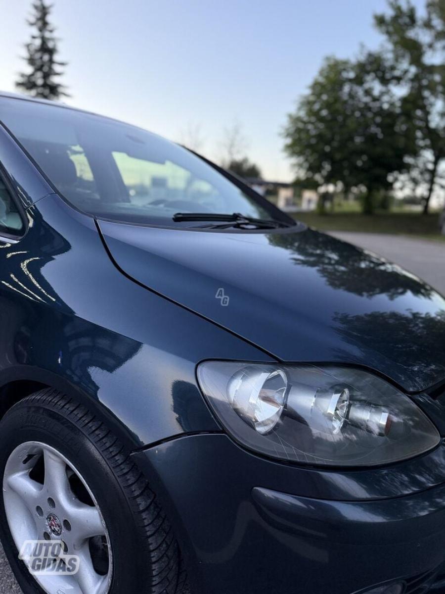 Volkswagen Golf Plus 2007 Kauņa, ar dzinēja tilpumu 2.00 L un nobraukumu 390 tūkst. km par 1400 €, foto 19 vietnē AUTOMOTO.COM.LV