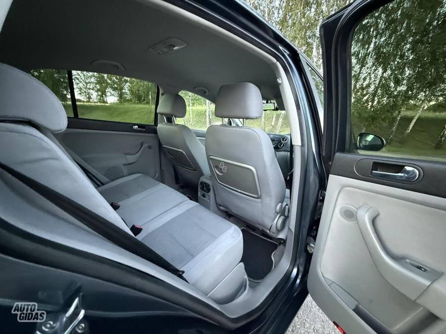 Volkswagen Golf Plus 2007 Kauņa, ar dzinēja tilpumu 2.00 L un nobraukumu 390 tūkst. km par 1400 €, foto 24 vietnē AUTOMOTO.COM.LV