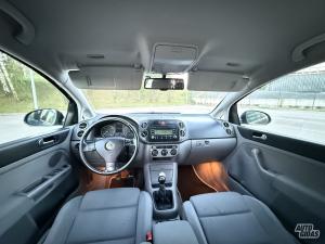 Volkswagen Golf Plus 2007 Kauņa, ar dzinēja tilpumu 2.00 L un nobraukumu 390 tūkst. km par 1400 €, foto 25 vietnē AUTOMOTO.COM.LV