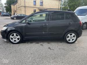 Volkswagen Golf Plus 2007 Viļņa, ar dzinēja tilpumu 1.90 L un nobraukumu 0 tūkst. km par 1550 €, foto 4 vietnē AUTOMOTO.COM.LV
