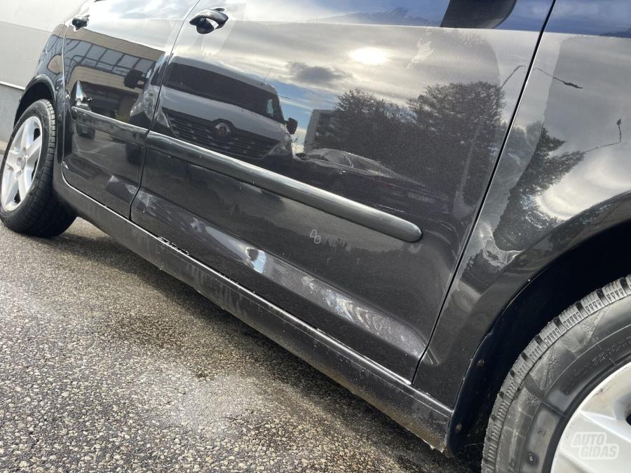 Volkswagen Golf Plus 2007 Viļņa, ar dzinēja tilpumu 1.90 L un nobraukumu 0 tūkst. km par 1550 €, foto 16 vietnē AUTOMOTO.COM.LV