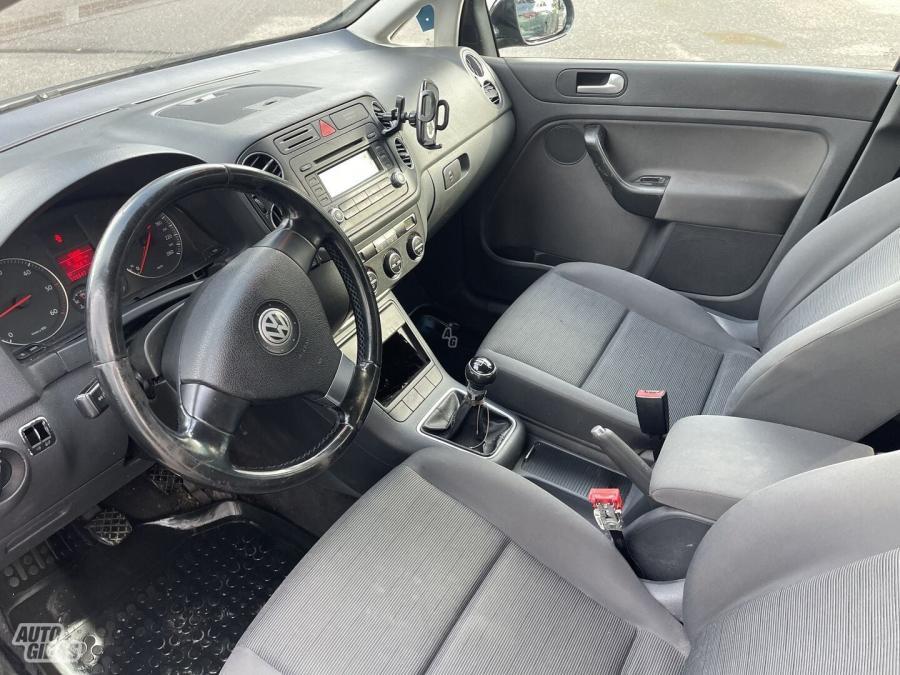 Volkswagen Golf Plus 2007 Viļņa, ar dzinēja tilpumu 1.90 L un nobraukumu 0 tūkst. km par 1550 €, foto 18 vietnē AUTOMOTO.COM.LV