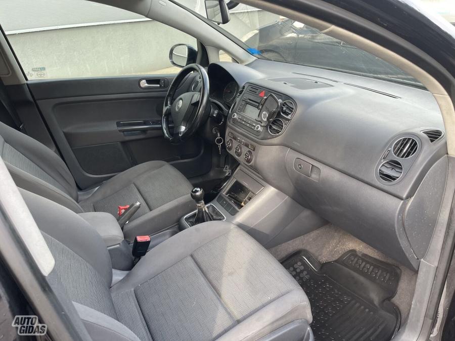 Volkswagen Golf Plus 2007 Viļņa, ar dzinēja tilpumu 1.90 L un nobraukumu 0 tūkst. km par 1550 €, foto 22 vietnē AUTOMOTO.COM.LV