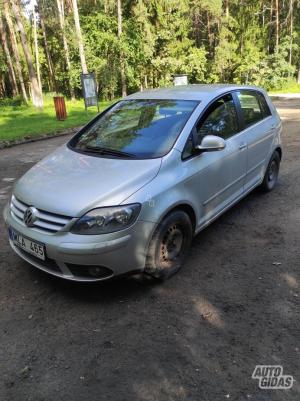 Volkswagen Golf Plus 2007 Kauņa, ar dzinēja tilpumu 1.60 L un nobraukumu 336 tūkst. km par 1500 €, foto 4 vietnē AUTOMOTO.COM.LV