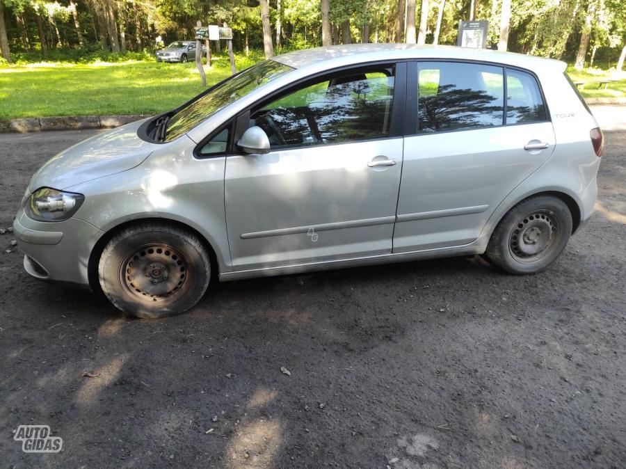 Volkswagen Golf Plus 2007 Kauņa, ar dzinēja tilpumu 1.60 L un nobraukumu 336 tūkst. km par 1500 €, foto 6 vietnē AUTOMOTO.COM.LV