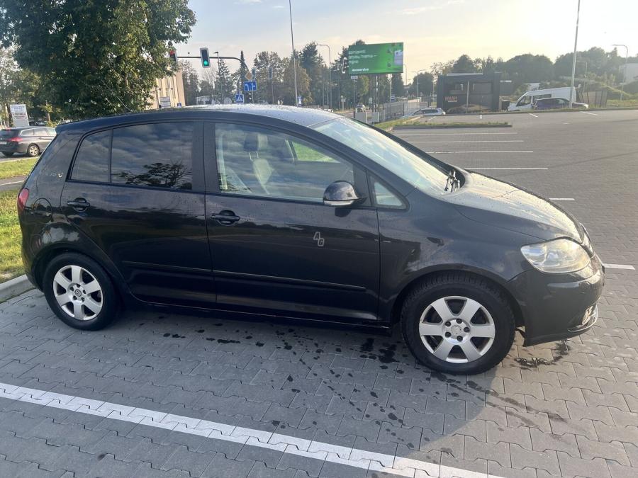 Volkswagen Golf Plus 2007 in Kaunas, with an engine capacity of 2.00 L and mileage of 252 thousand km for 1650 €, photo 5 on AUTOMOTO.COM.LV